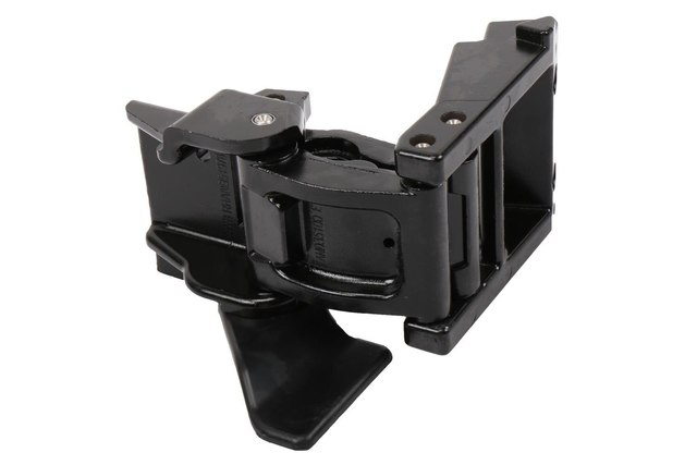 2015-2020 GM Passenger Side Assist Step Rear Bracket 22935839 ...