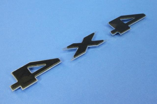 Nameplates for 2022 Jeep Grand Cherokee WK | Mopar Estores