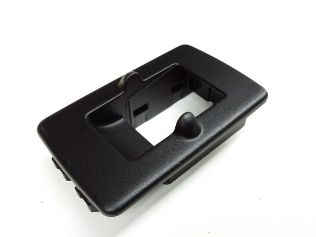 1998-2008 Volkswagen Beetle Switch Bezel 1C0-959-527-A-01C | QuirkParts