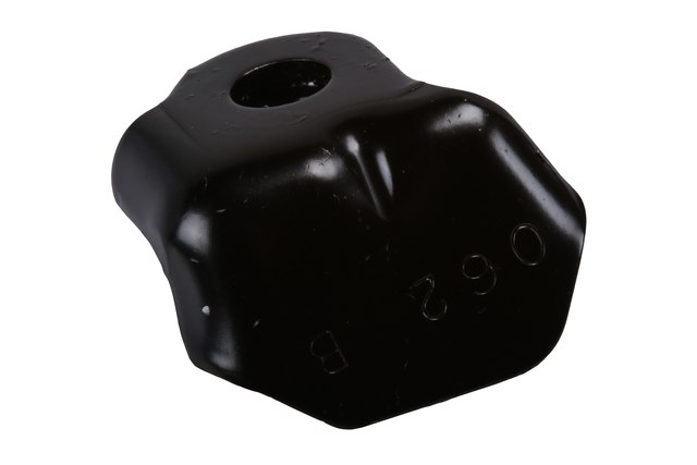 2013-2016 Chevrolet Passenger Side Front Fender Rear Upper Bracket ...