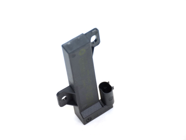 2011-2023 Mopar Passive Entry Antenna 68051315AB | Mopar Estores