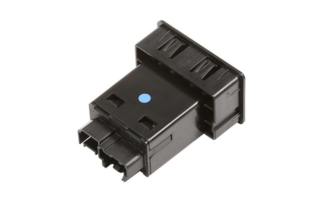 2019-2022 GM Jet Black USB Receptacle 13524653 | GMPartsDirect.com