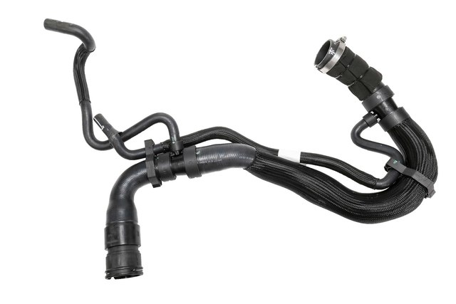 2015-2016 GM Auxiliary Radiator Outlet Hose 84036271 | GMPartsDirect.com