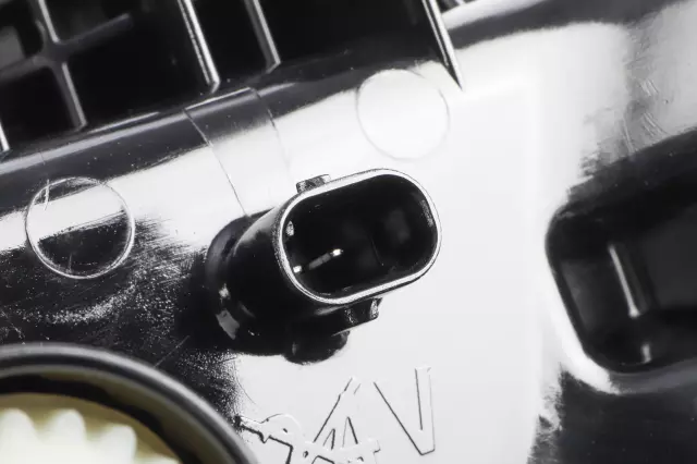 Buy New Fog Lights for GM | GMPartsNow