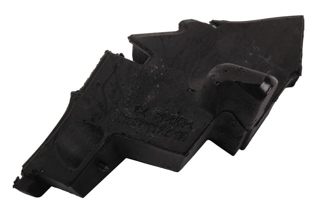 2018-2022 Buick Enclave Passenger Side Hood Rear Outer Air Inlet Seal ...