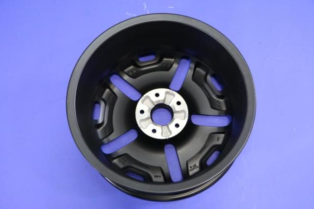 Shop OEM Wheels | oemmoparpartswarehouse.com