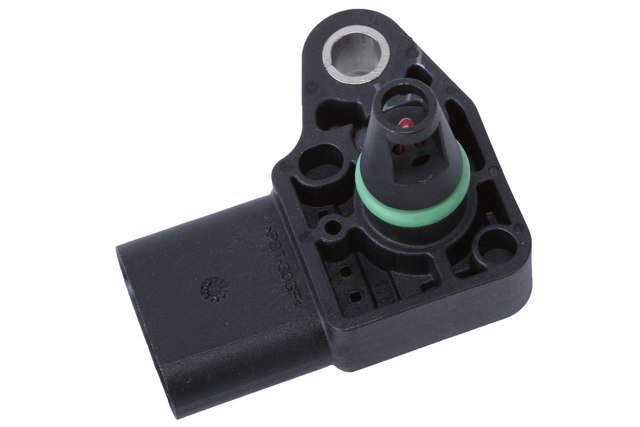 24000470 - Intake Air Pressure and Temperature Sensor 2020-2021 GM ...