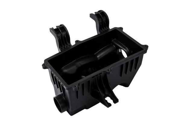96910364 - Air Cleaner Housing - 2013-2015 Chevrolet | parts ...