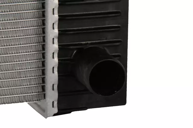 B (S)Radiator 15797459 GM | GMPartsDirect.com