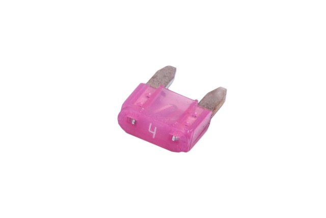 Fuses - Genuine GM Parts | GMPartsDirect.com