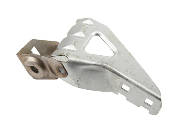 2013-2017 Cadillac XTS Passenger Side Headlamp Bracket 22937944 ...