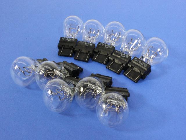 Back-Up Lamp Bulbs - L003157K | MoparOnlineParts | Mopar Online Parts