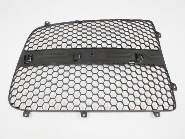 Grilles for 2004 Dodge Ram 2500 | CHAPMAN CJDR Parts