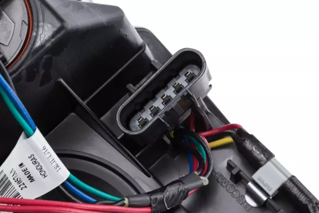 2006-2016 Chevrolet Passenger Side Headlamp Assembly 25958360 GM ...