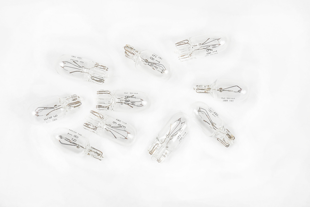 2004-2011 GM Multi-Purpose Bulb 94535587 | GMPartsDirect.com