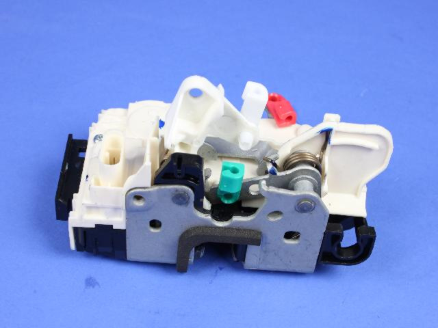 2007-2018 Jeep Front Door Latch, Left 4589277AL | GetOEMParts.com