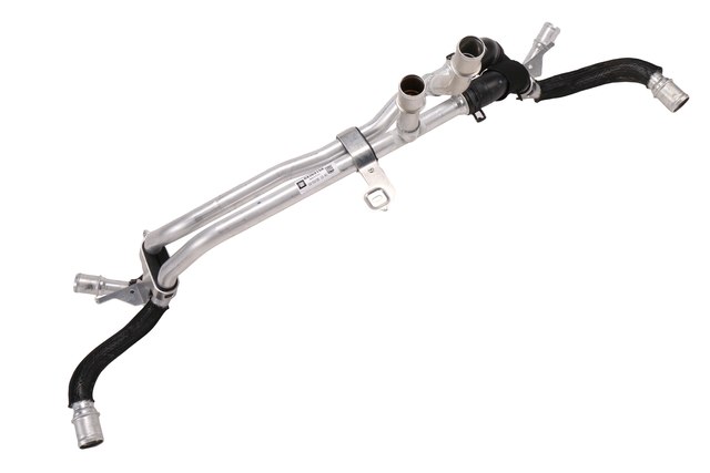 2020-2022 Chevrolet Corvette Radiator Inlet Pipe 84369158 | QuirkParts