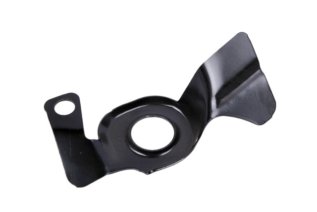 2017-2019 Buick LaCrosse Front Passenger Side Wheelhouse Panel Bracket ...