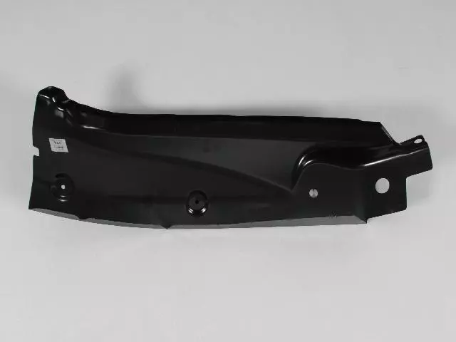 Aperture Panel and Pillar Supports for 2016 Jeep Grand Cherokee | Mopar ...