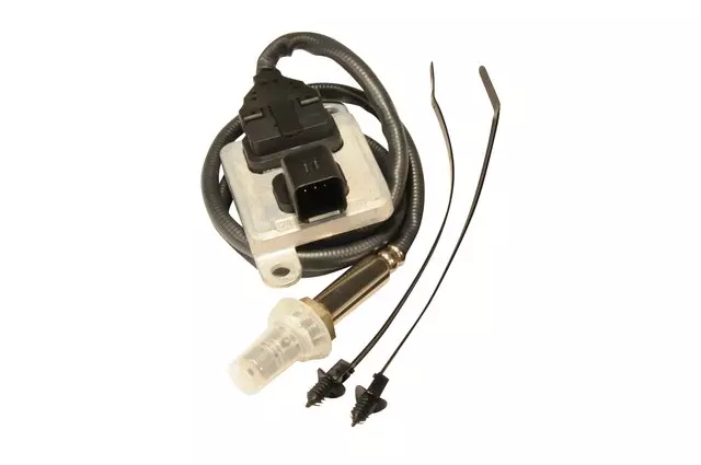 2010-2015 GM Nitrogen Oxide Sensor Kit with Sensor and Clips 12671387 ...