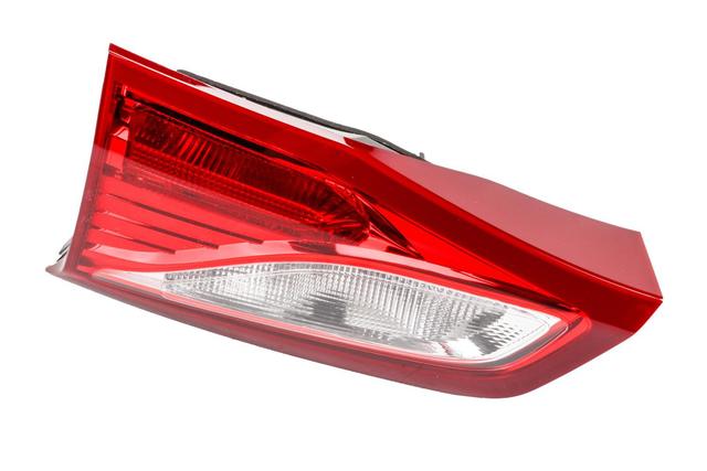 84341670 - Rear Passenger Side Combination Lamp 2018-2019 Chevrolet ...