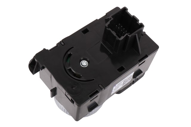 2020-2022 GMC Black Headlamp Switch 84526545 | GMPartsDirect.com