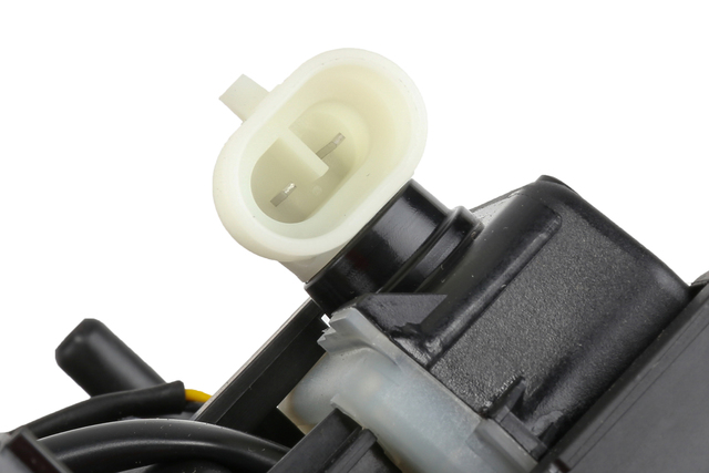 2016-2018 Chevrolet Volt Fuel Tank Filler Pipe Housing 84299427 ...