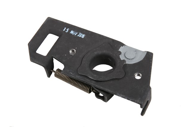 Genuine OEM Hood Latch Part# 94534171 Fits 2013-2016 Chevrolet: Up To ...