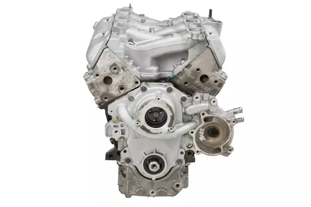 3.9L 6-Cylinder Engine Assembly 19178138 | Chevy Parts Pros