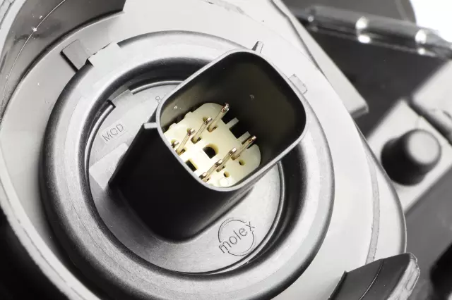 GM Car Headlights For Sale | GMPartsDirect.com