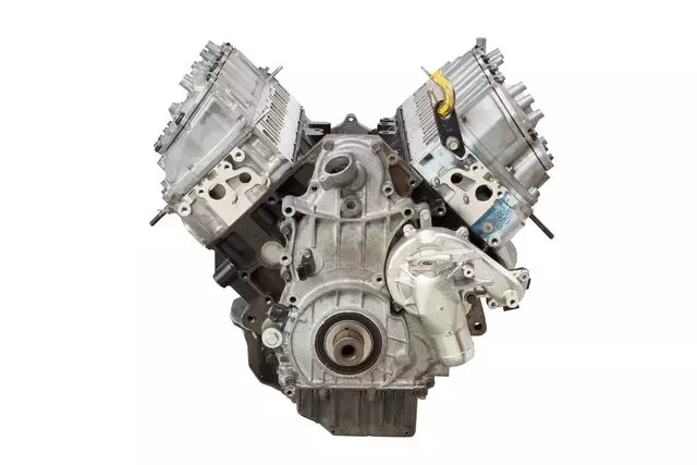2010-2014 GM 6.6L 8-Cylinder Engine Assembly, Remanufactured 19302836 ...
