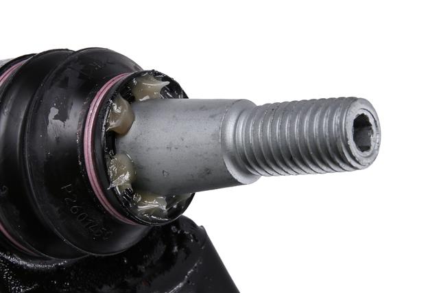 2016-2022 GM Front Passenger Side Lower Control Arm 84376572 ...