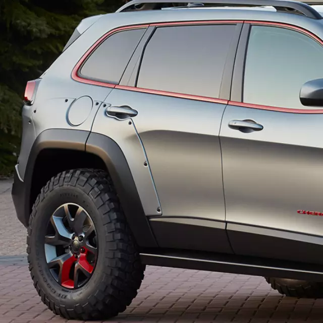 2014-2023 Jeep Cherokee Rock Rails 82213941AC | Mopar eStore