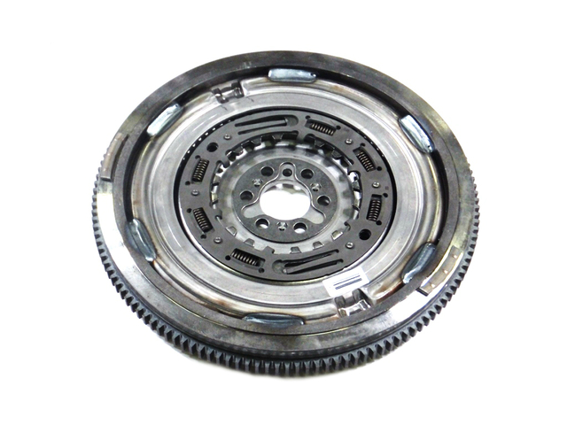 2014-2016 Fiat 500L Flywheel 68210581AA | Mopar Estores