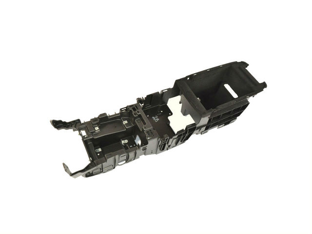 68270814AD - Splash Shield Right - 2018-2021 Mopar | Mopar Parts Canada