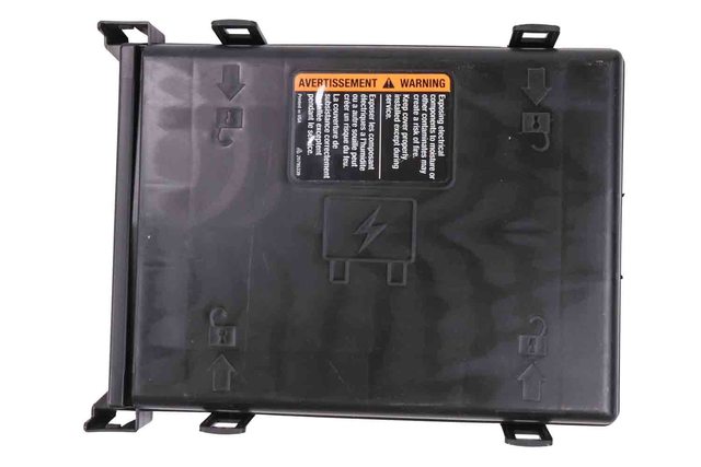 2018-2020 GM Accessory Wiring Junction Block Cover 84347329 ...