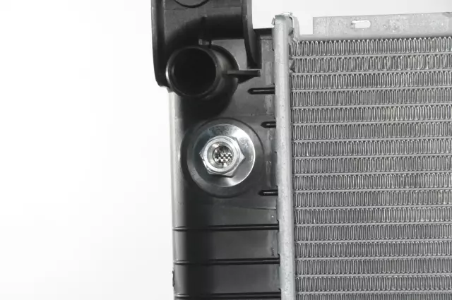 2000-2007 GM Radiator 15841574 GM | GMPartsDirect.com