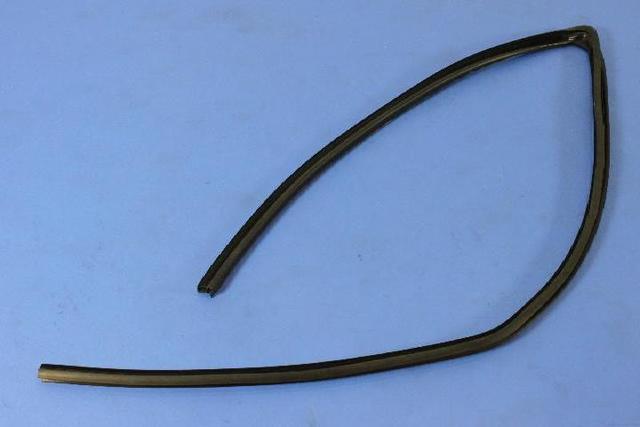 2002-2010 Dodge Glass Run Seal, Right 55276180AH | Mopar Estores