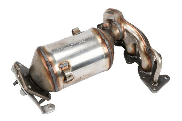 2013-2015 Chevrolet Exhaust Manifold with 3-Way Catalytic Converter and ...