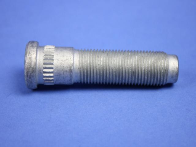 Buy OEM Mopar Wheel Lugs | Mopar Estores
