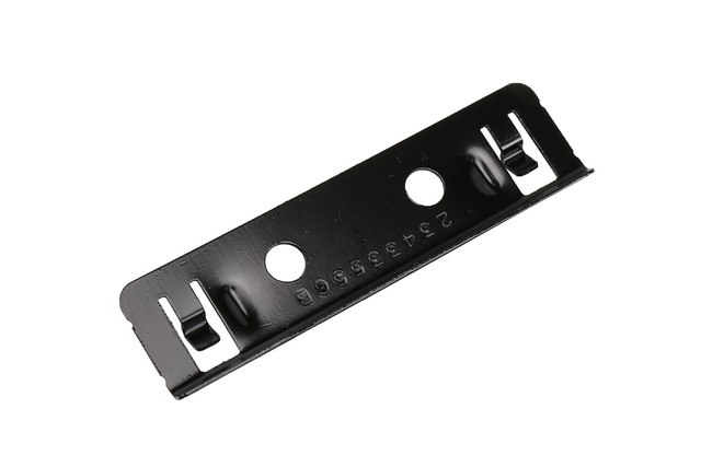 2014-2019 Chevrolet Corvette Front Bumper Fascia Outer Bracket 23433556 ...