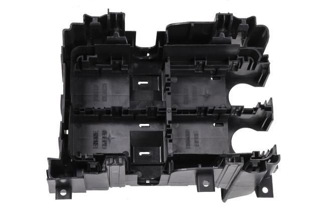 2018-2022 Buick Engine Wiring Harness Fuse Block Bracket 84137411 ...