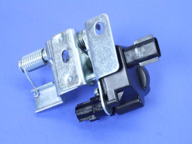 Buy OEM Mopar Trunk Lids & Parts | Mopar Estores