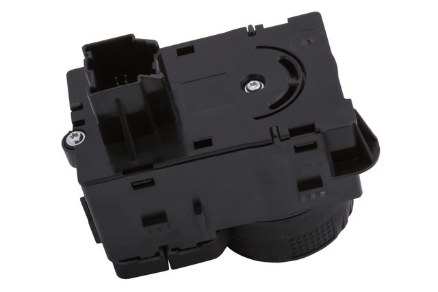 2020-2022 GM Black Headlamp Switch 84526543 | GMPartsDirect.com