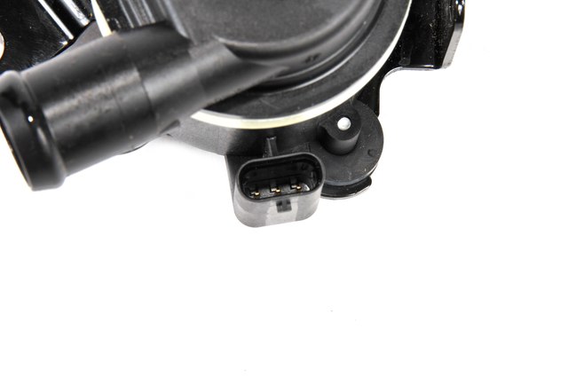 Radiator & Components for 2018 Chevrolet Equinox | GMPartsDirect.com