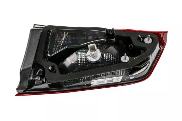 2018-2019 Chevrolet Equinox Rear Driver Side Combination Lamp 84341669 ...