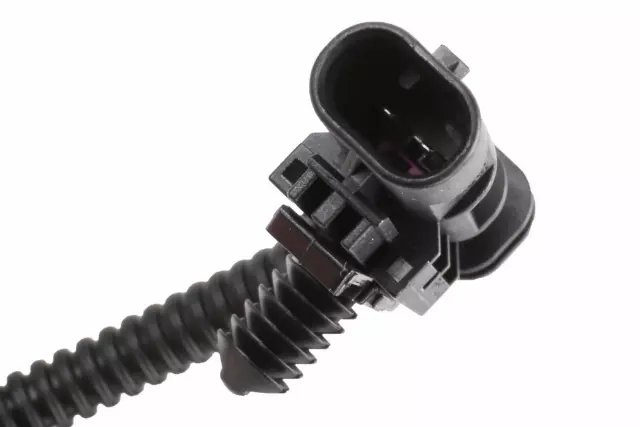 2015-2019 GM Rear Clearance Lamp 84402694 GM | GMPartsDirect.com