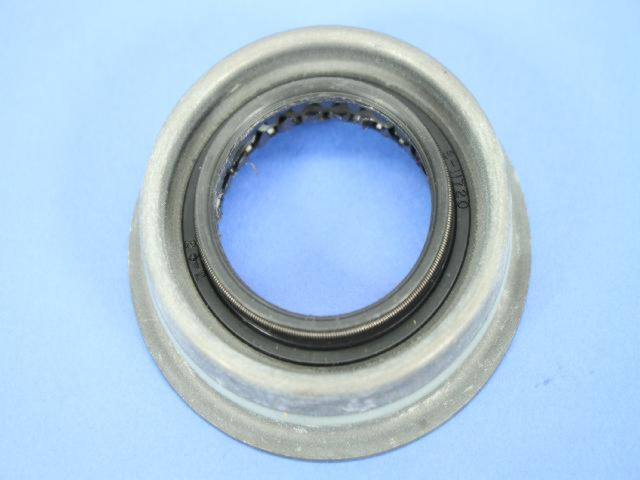 2001-2006 Jeep OEM NEW Mopar 2001-2006 Jeep Wrangler Drive Shaft Seal ...