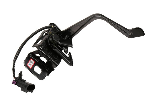 2013-2016 Buick Encore Hood Primary and Secondary Latch 19420615 ...