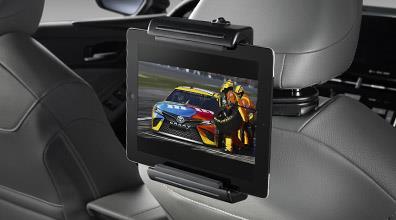 PT949-47160-02 - Tablet Holder, Universal 2015-2023 Toyota | Longo ...